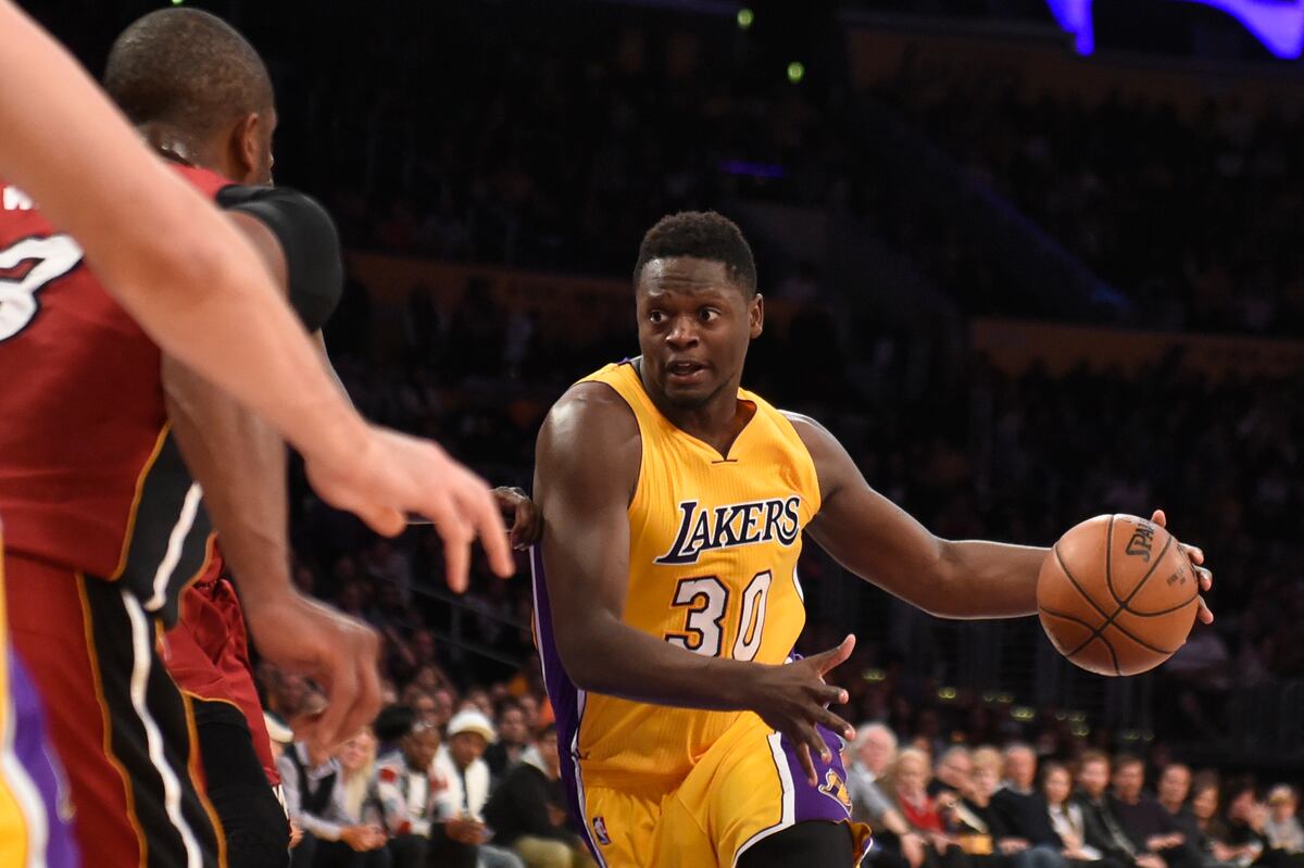 Julius Randle Injury: Updates on Lakers Star's Hand and Recovery | News ...