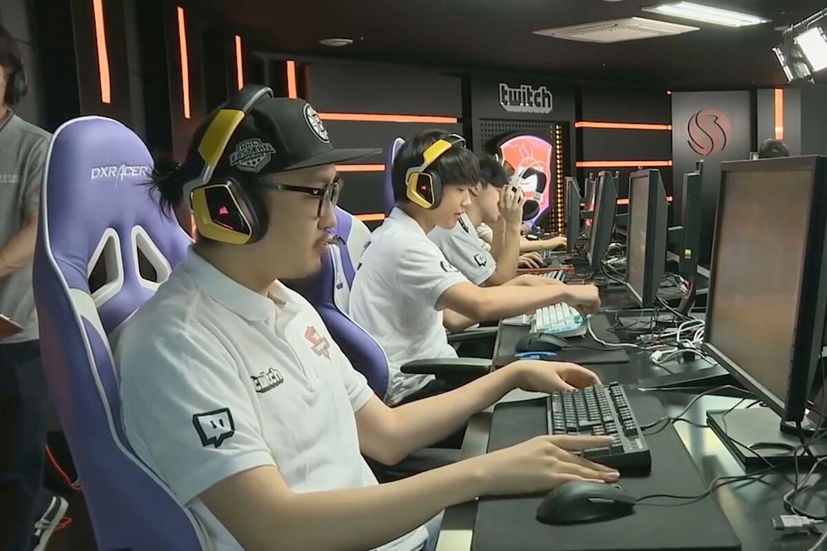 eStream: East vs. West in 'Overwatch' Pan Pacific Championship | News ...