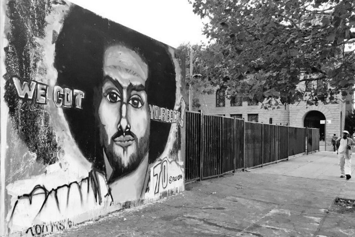 Artist Creates Colin Kaepernick Mural in Oakland: 'We Got Your Back ...