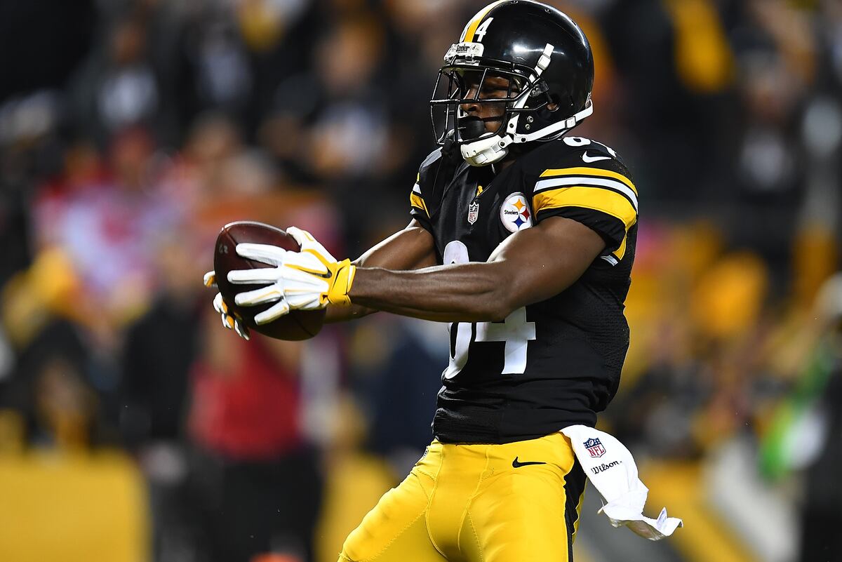 Antonio Brown Catches 38 Yard Touchdown Receives Penalty For Hip Thrusts News Scores