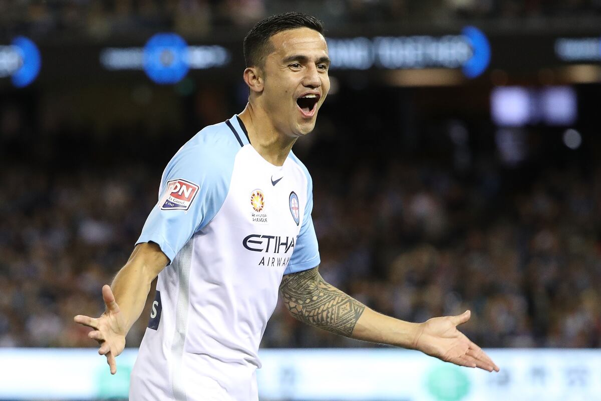 Tim Cahill Scores Screamer on A-League Debut for Melbourne City vs ...