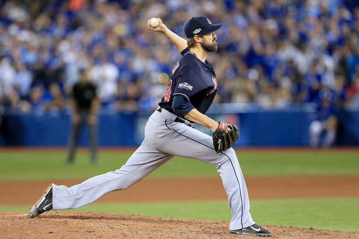 Indians' Andrew Miller Ties All-Time Record for Strikeouts in an LCS ...