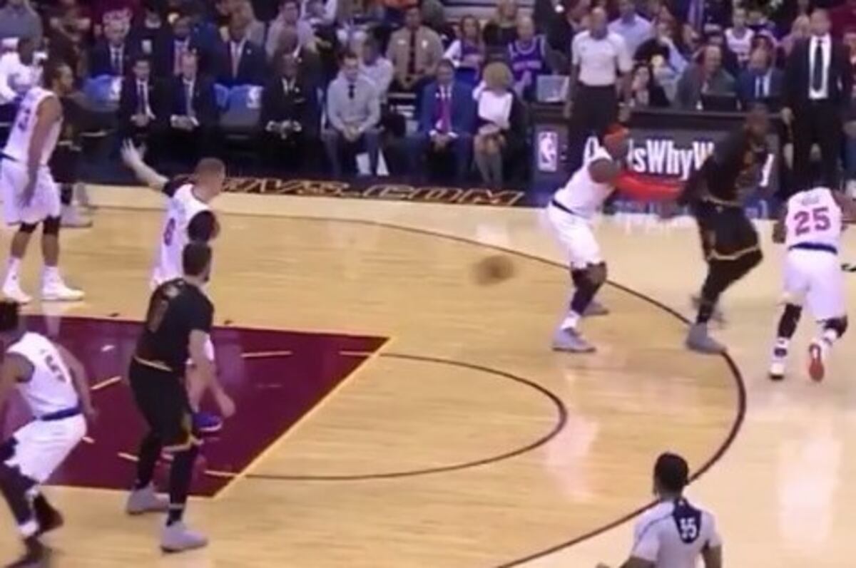 LeBron James Zips Bounce Pass to J.R. Smith for Layup in Opener vs ...
