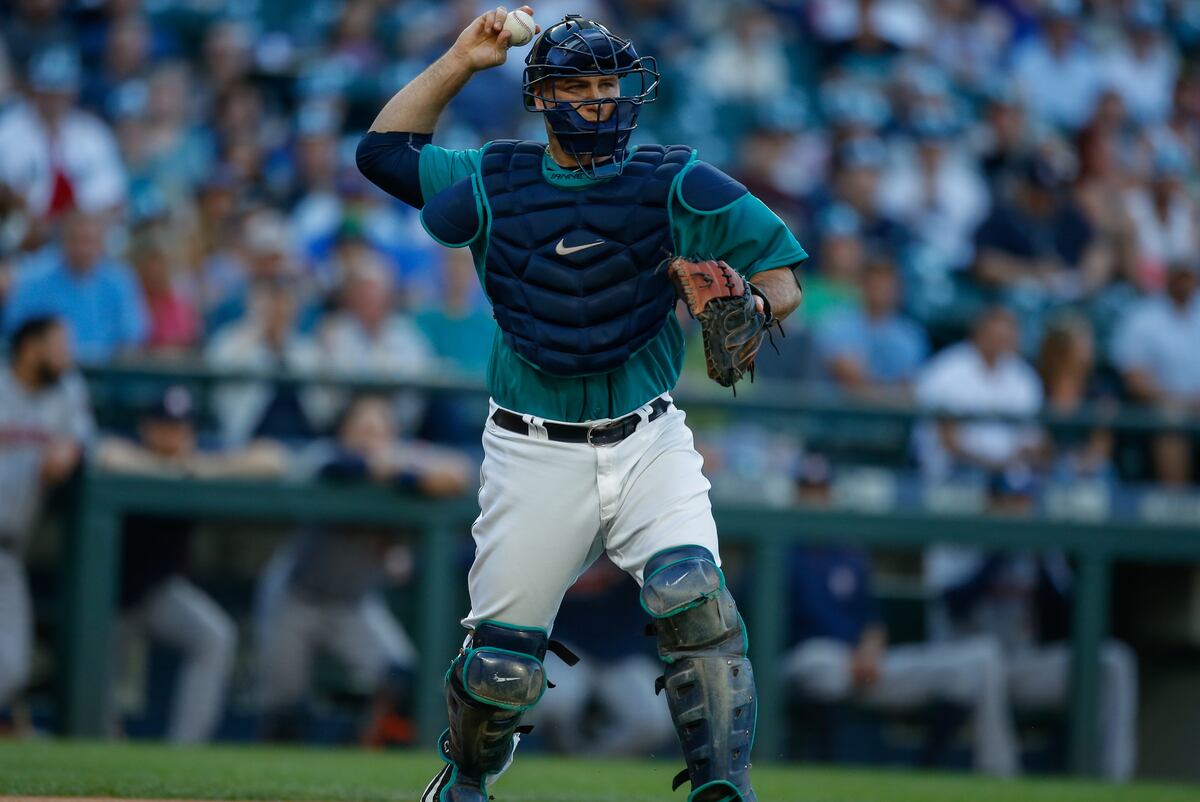 Chris Iannetta Contract Option Not Picked Up by Mariners: Details and ...