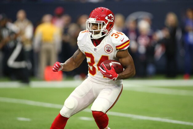 Knile Davis to Chiefs: Latest Contract Details, Comments and Reaction