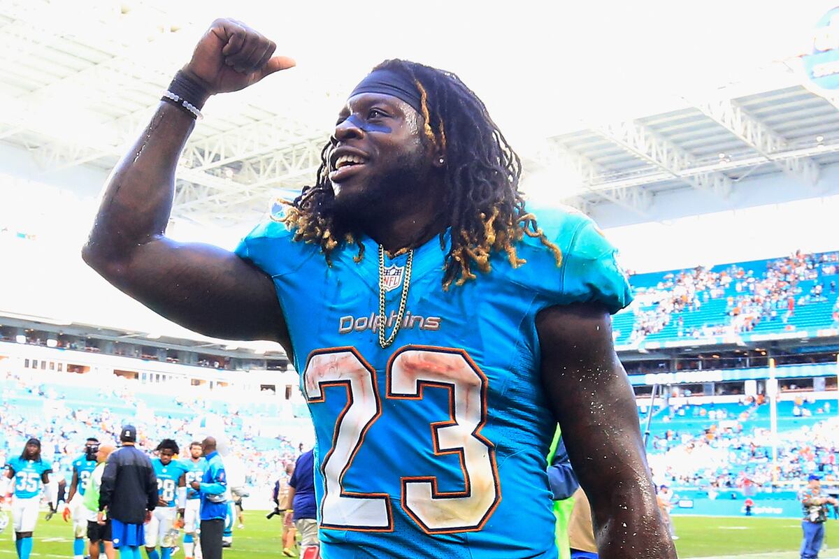 Dolphins RB Jay Ajayi Can Take a Hit and Keep Going—and Not Just on the ...