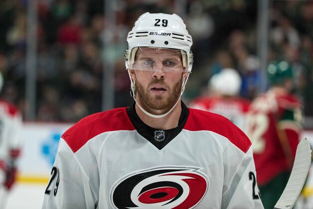 Bryan Bickell Diagnosed with Multiple Sclerosis: Latest Details and ...
