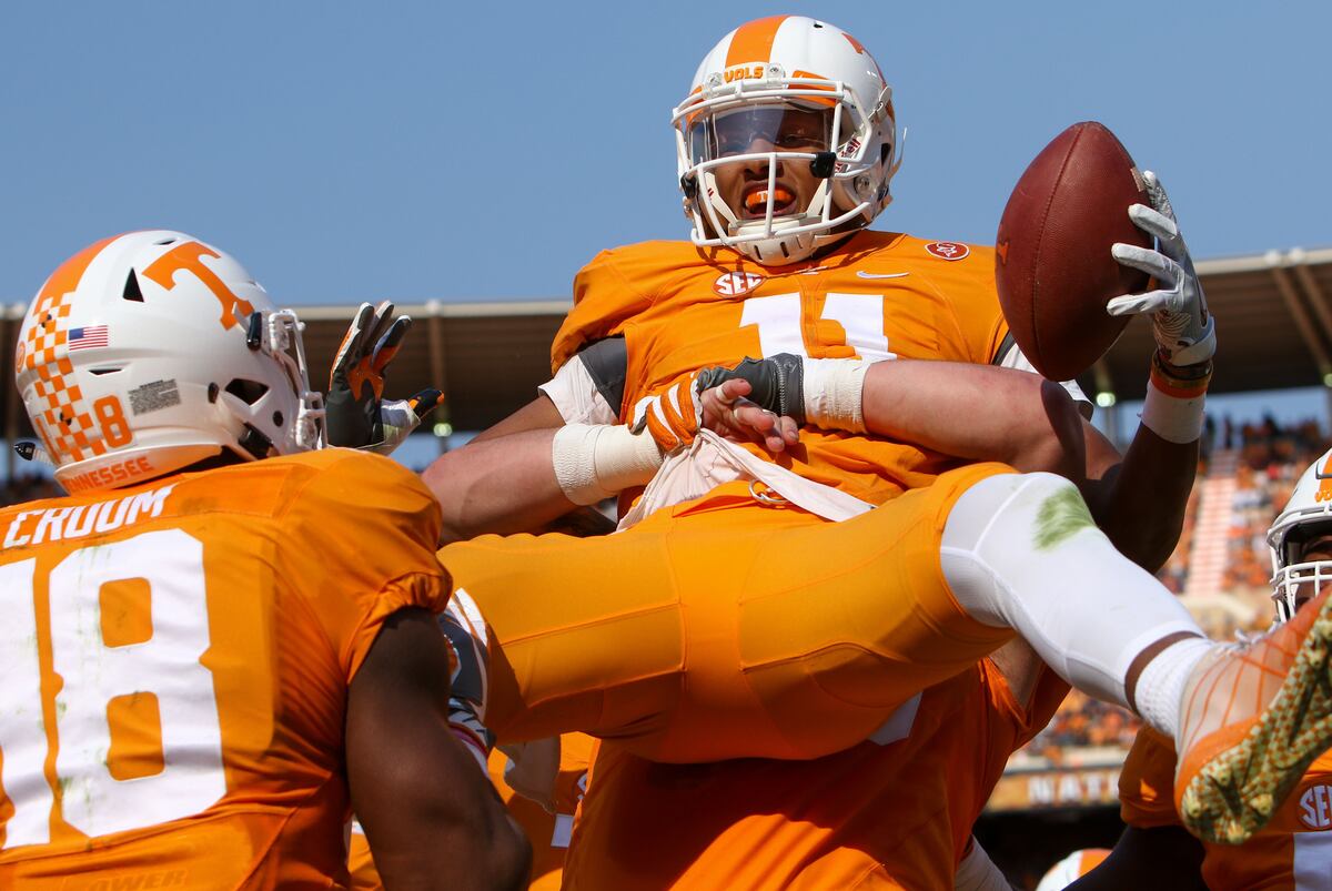 Joshua Dobbs' Return to Form Keeps Tennessee Alive in SEC East Race ...