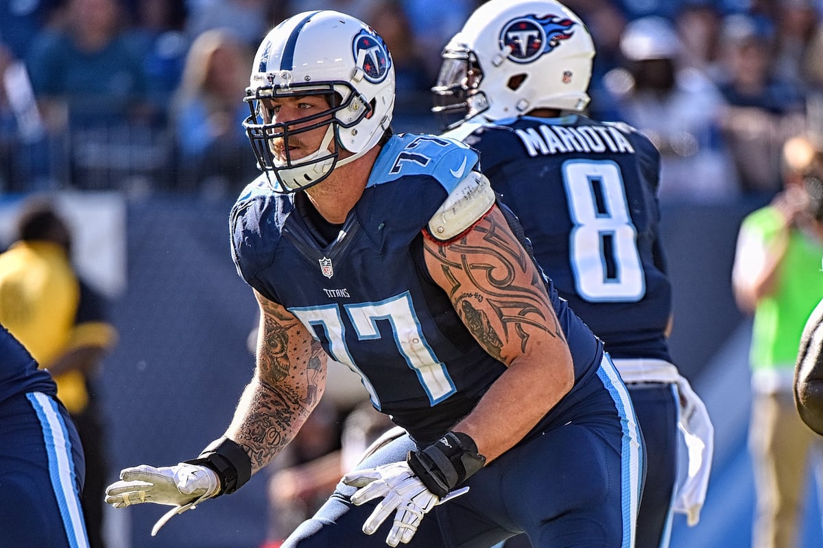 Taylor Lewan Ejected for Making Contact with Official During Packers vs ...