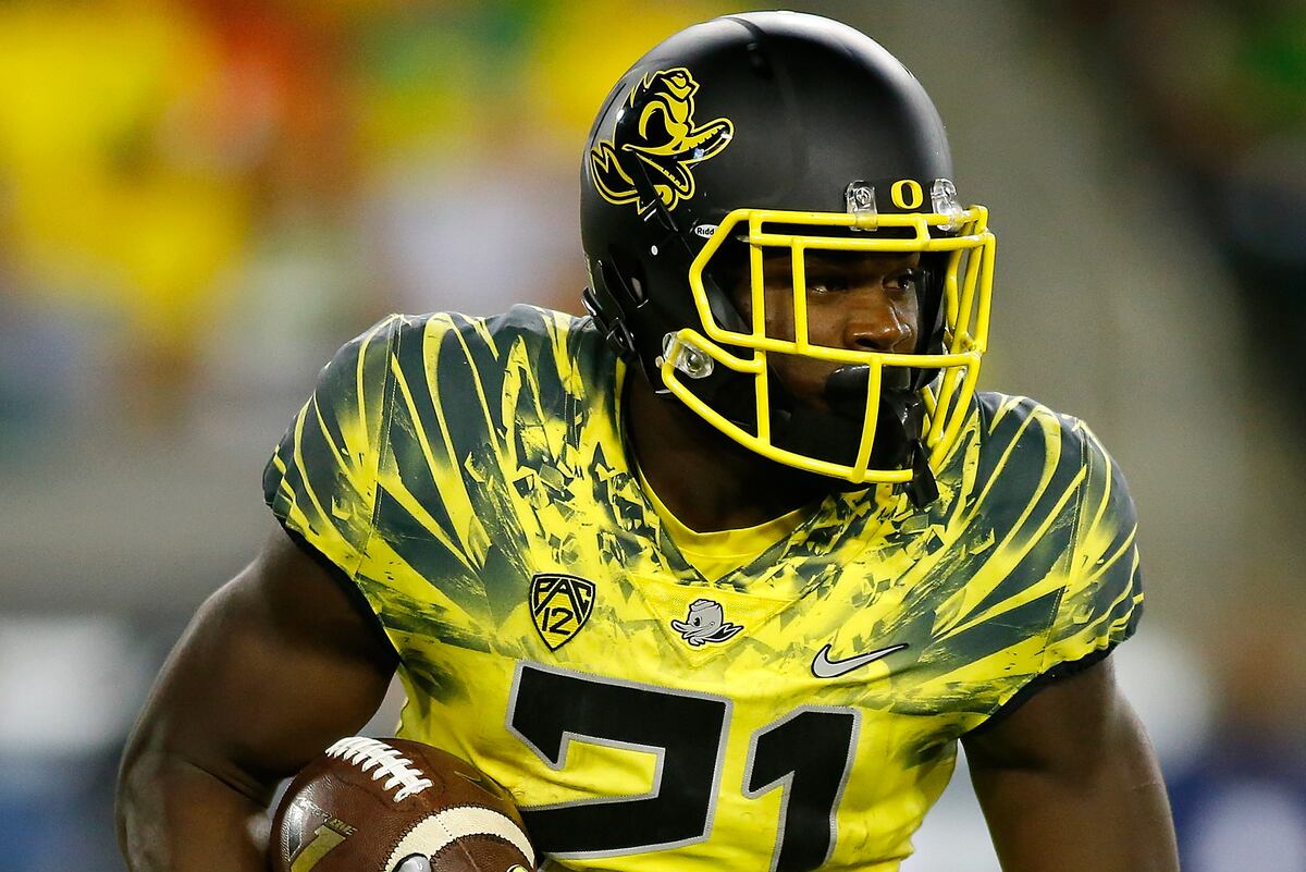 Royce Freeman Announces He Will Return to Oregon: Latest Comments ...