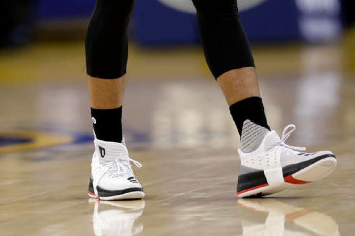 NBA B/R Kicks of the Week: Best on Court for NBA Week 9 | News, Scores ...