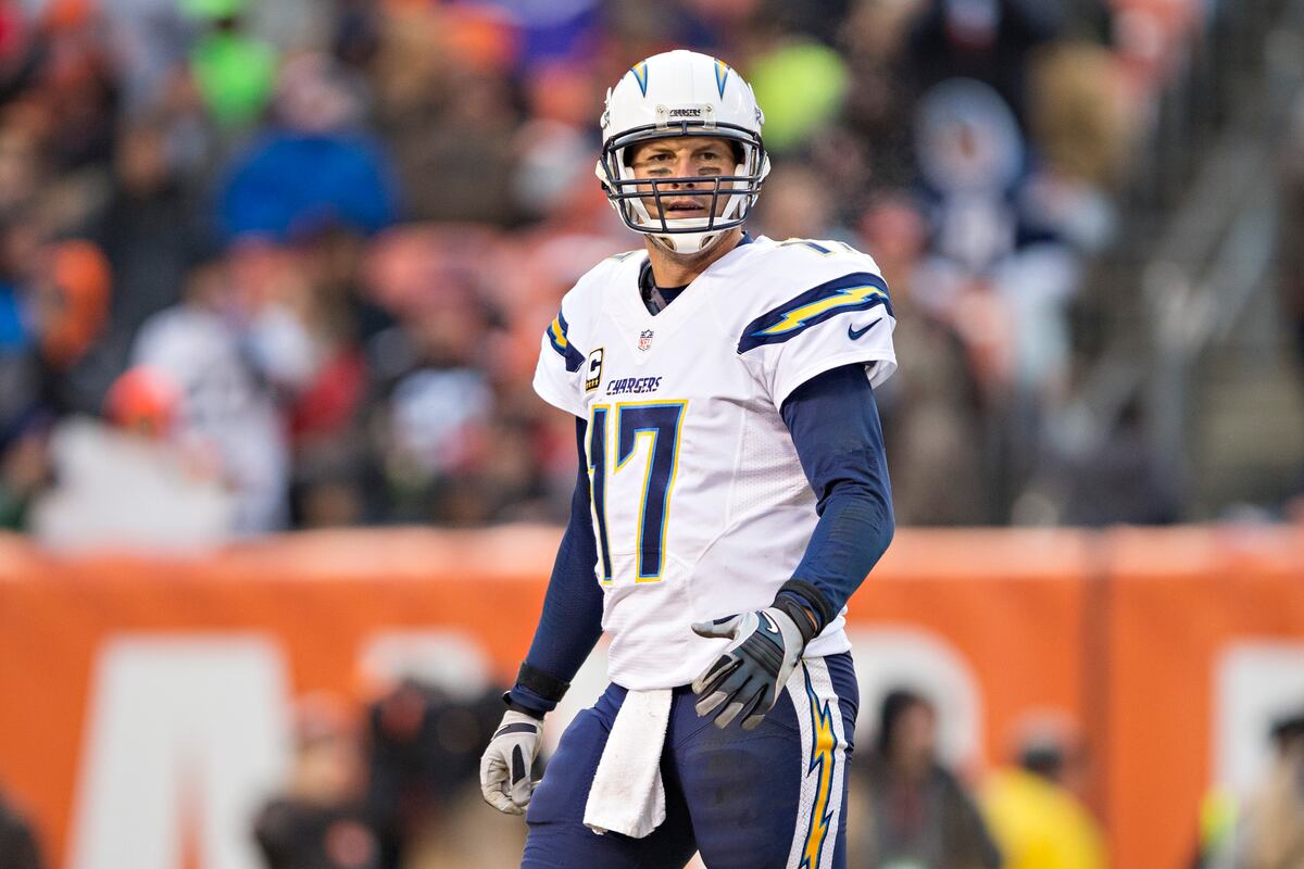 Start 'Em, Sit 'Em Week 17: Final Fantasy Football Lineup Decisions to ...