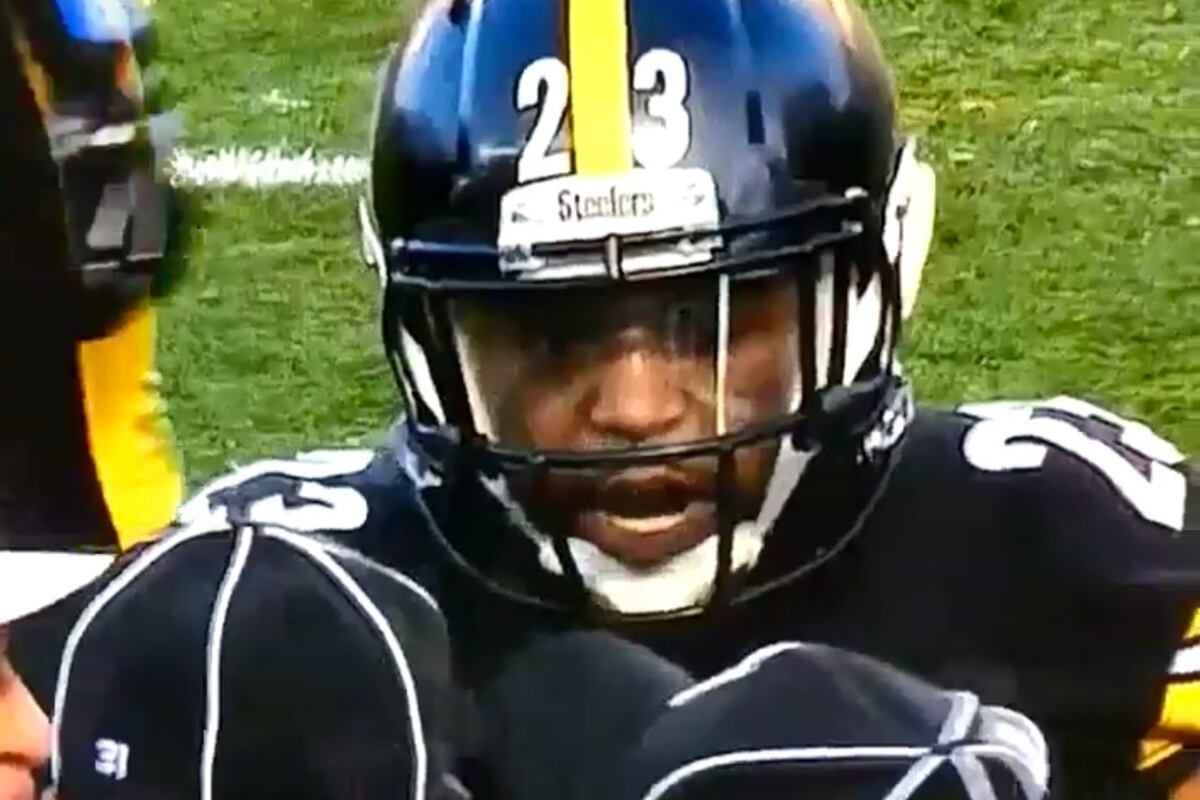 Steelers' Mike Mitchell Hilariously Pleads Case to Refs to Try to Avoid ...