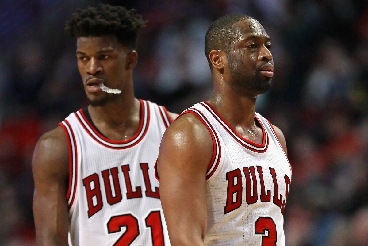 Dwyane Wade, Jimmy Butler, Gar Forman Address Rajon Rondo Comments ...