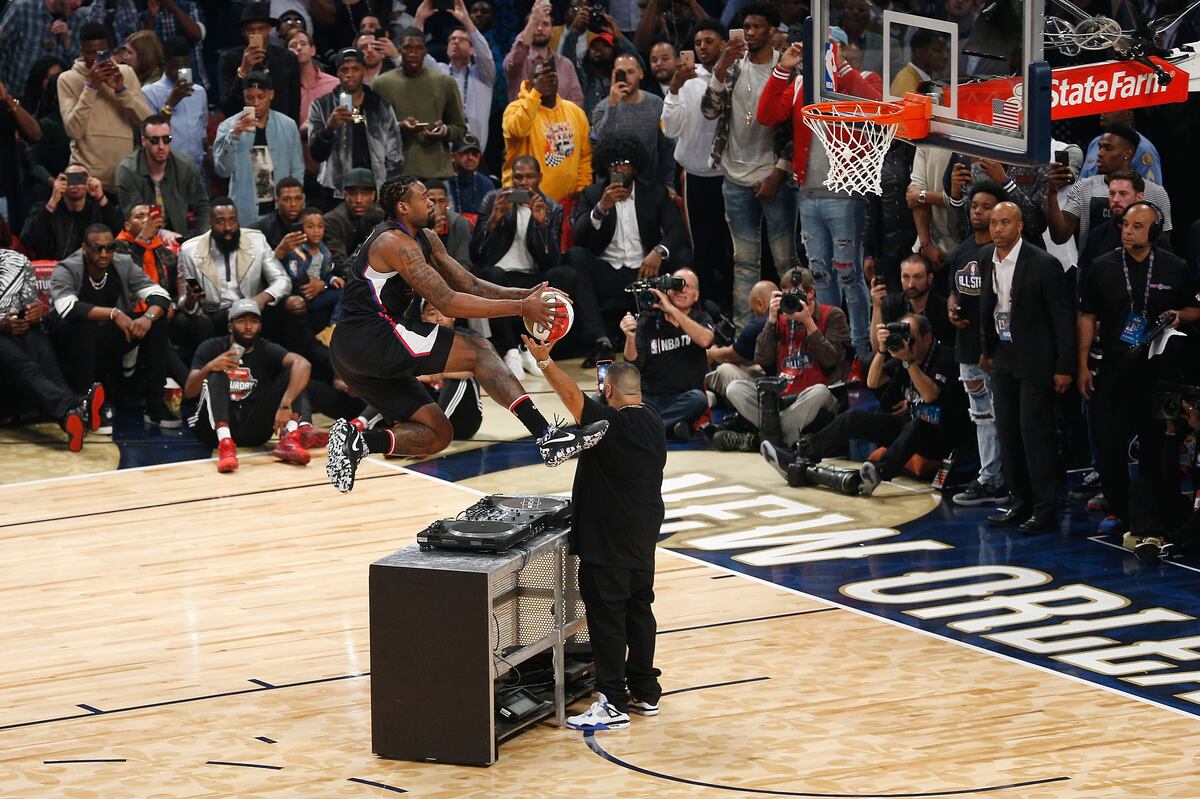 DeAndre Jordan Leaps Over DJ Khaled for 1st Slam of 2017 NBA Dunk ...