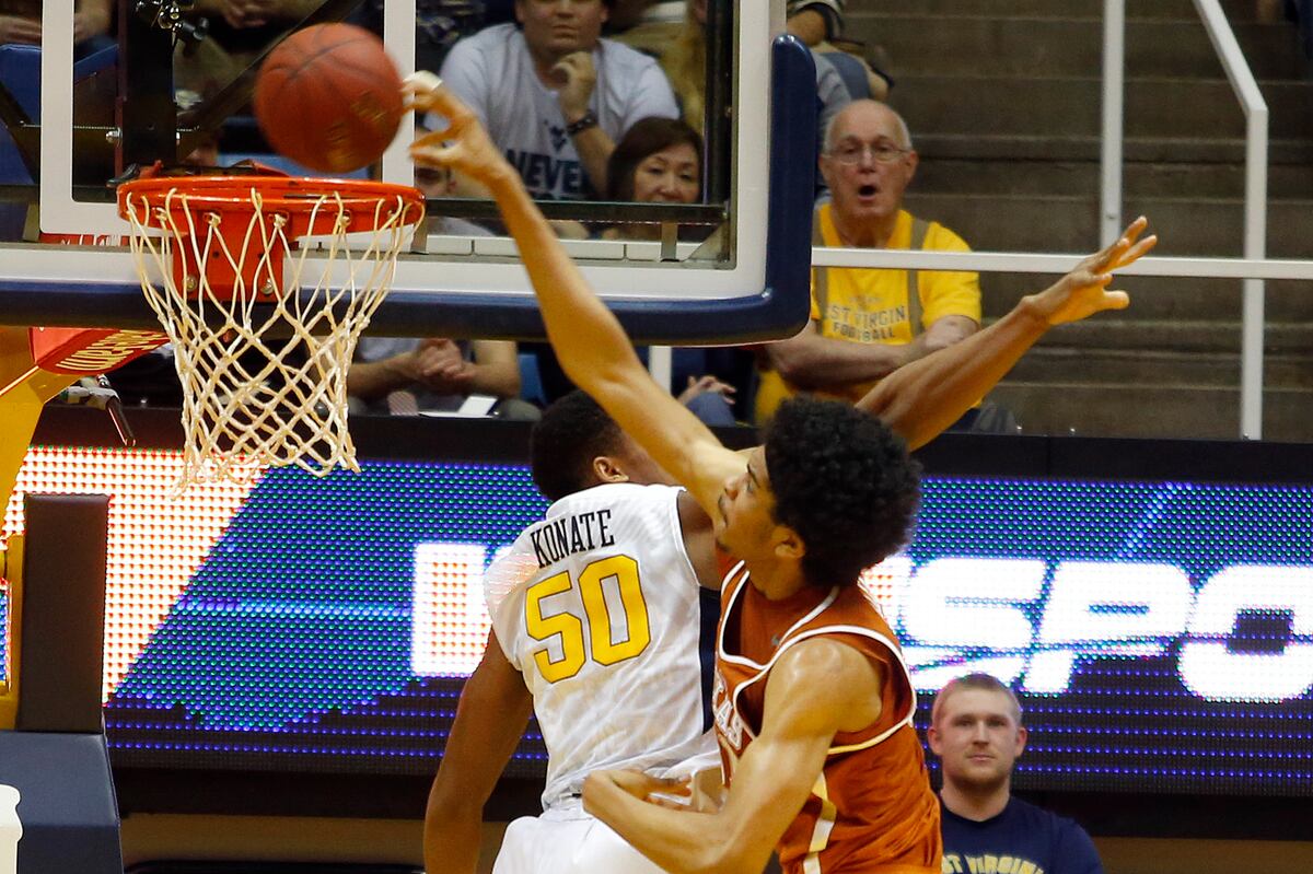 Texas Forward Jarrett Allen Throws Down Spectacular Slam Against WVU ...