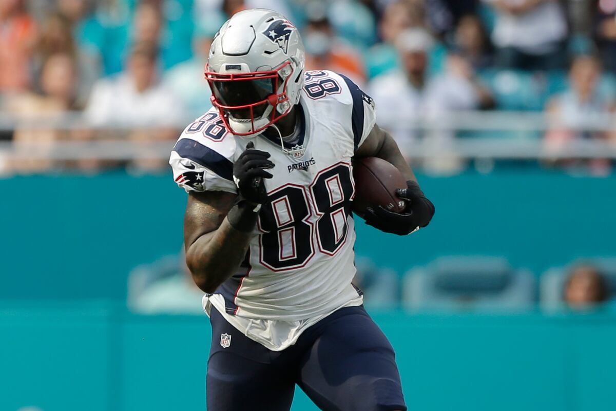 Martellus Bennett Agrees to Contract with Green Bay Packers | News ...