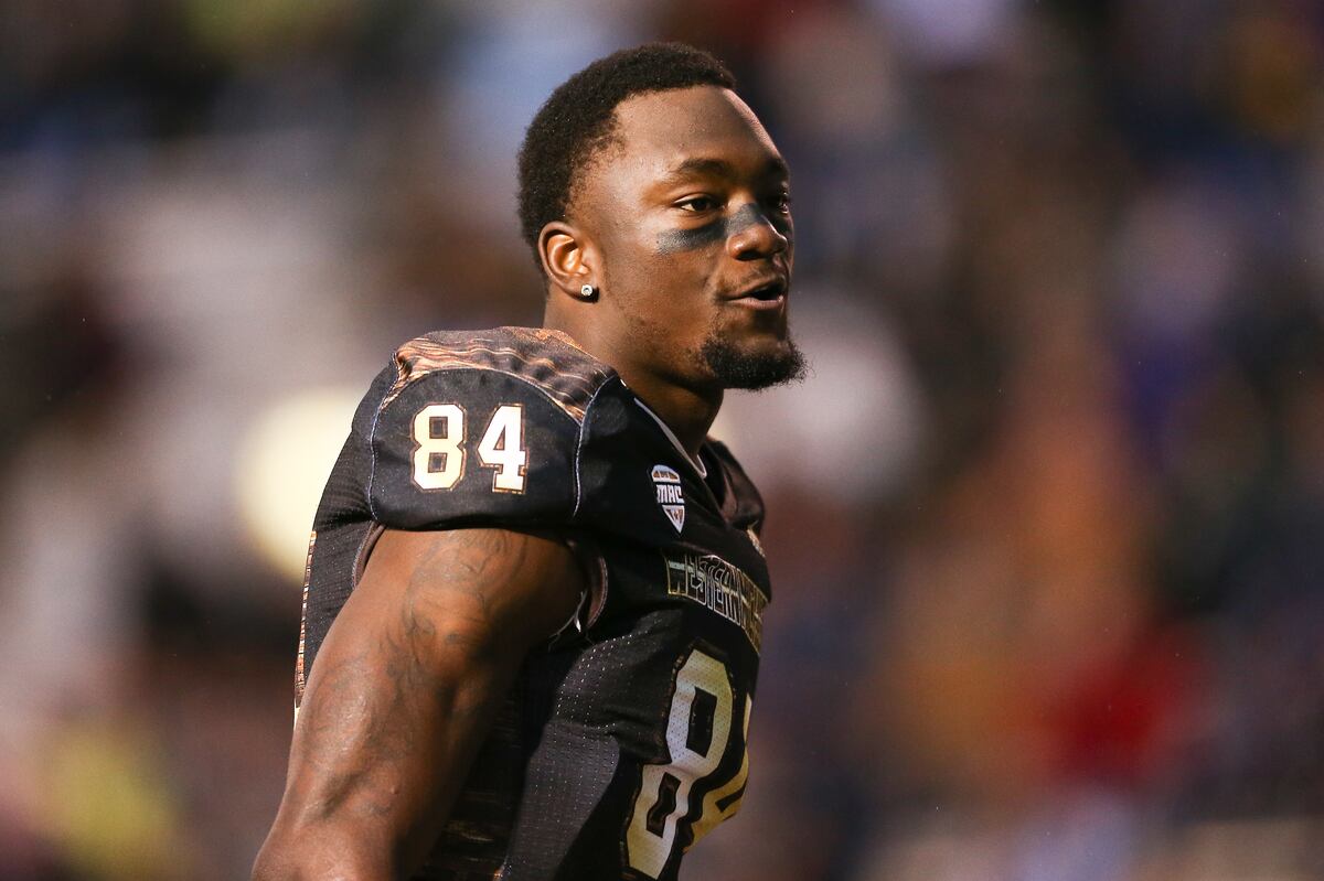 Corey Davis to Titans: Twitter Reacts as WR Is Selected in 2017 NFL ...