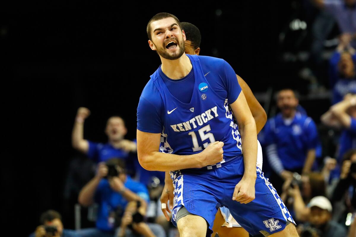 Isaac Humphries Declares for 2017 NBA Draft After Sophomore Year at ...