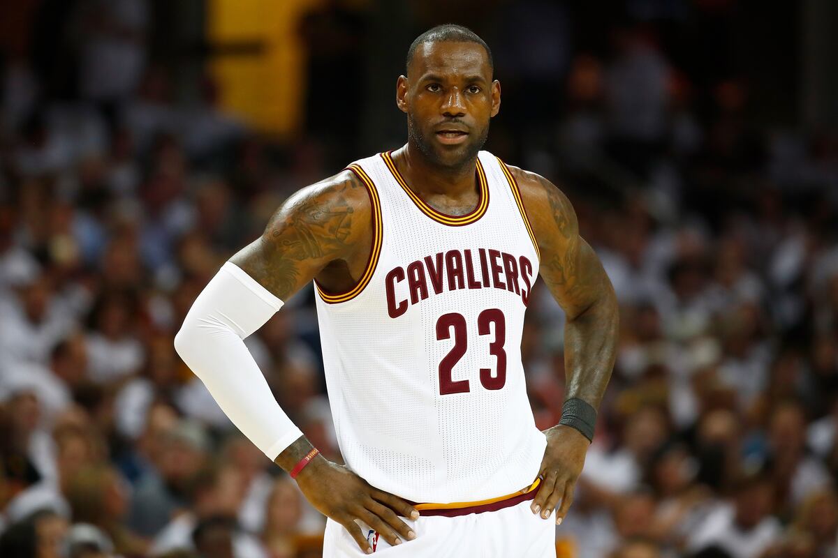 LeBron James Passes Magic Johnson on Playoff Steals Leaderboard | News ...