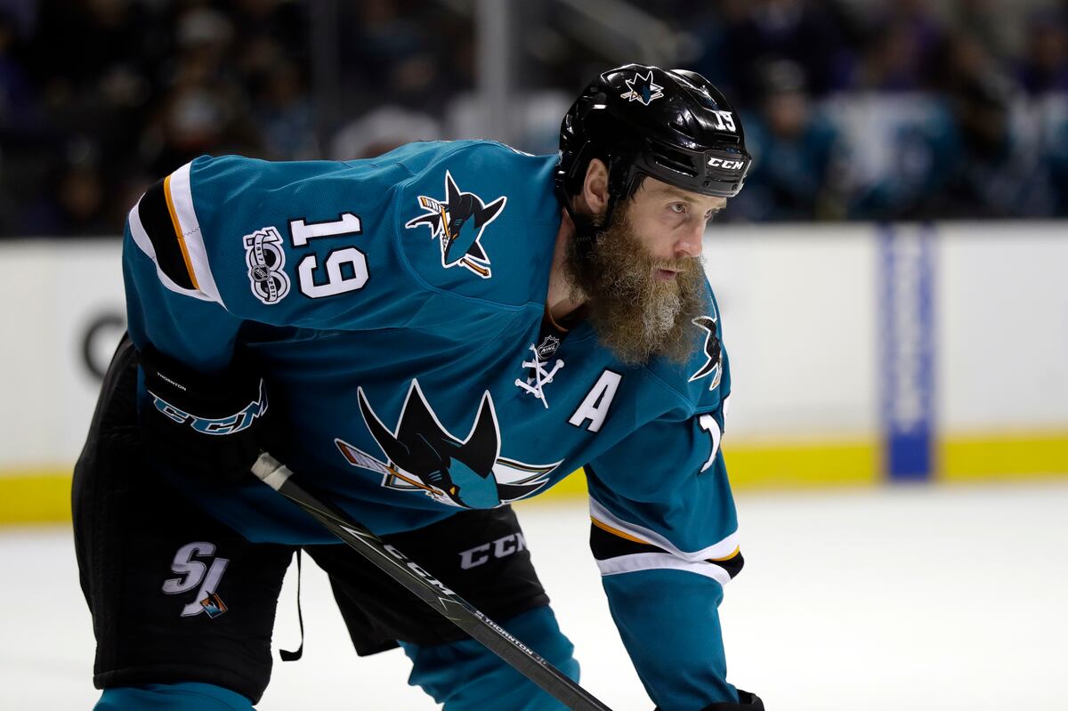 Joe Thornton Undergoes Surgery on Torn ACL, MCL He Played Through vs ...