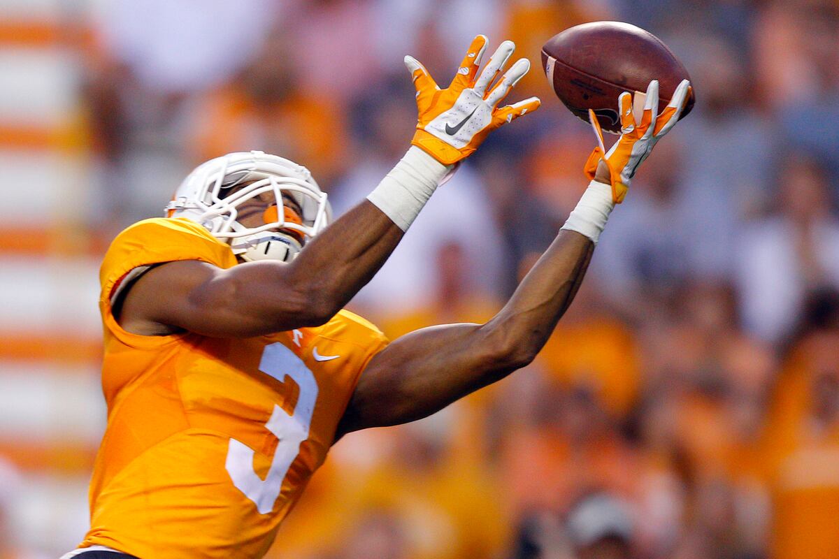 Josh Malone NFL Draft 2017: Scouting Report for Cincinnati Bengals ...