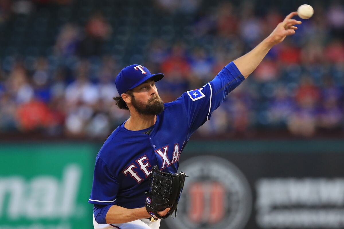 Cole Hamels Reportedly Will Miss 8 Weeks with Oblique Injury | News ...