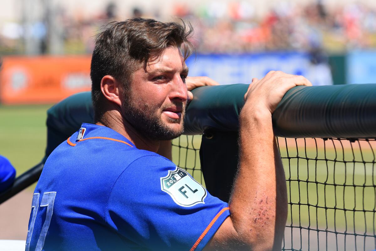 Tim Tebow Reportedly Had Pitches Grooved by Chad Smith During MLB ...