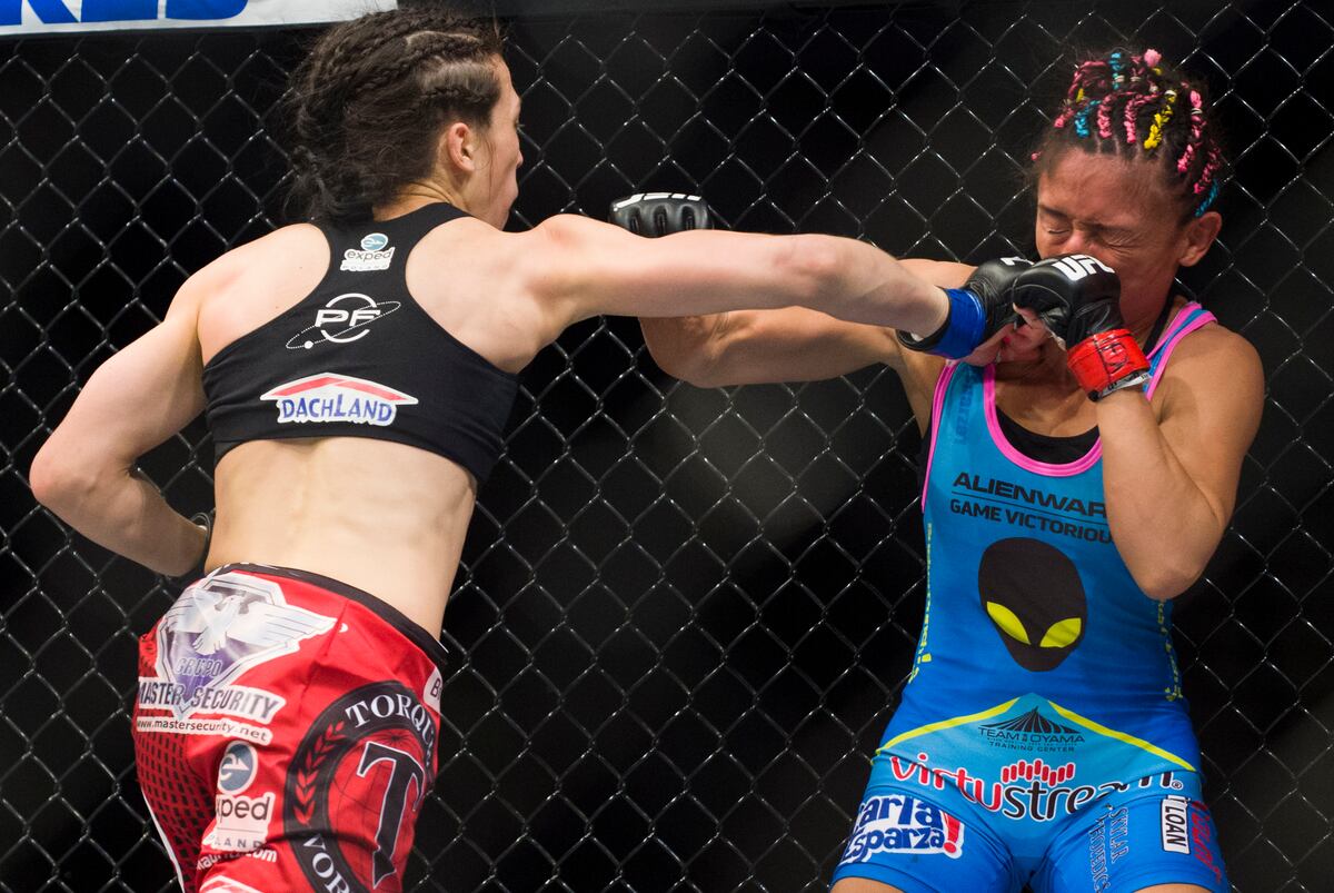 That Time Joanna Violence Delivered 1 of the Nastiest Wins in UFC ...