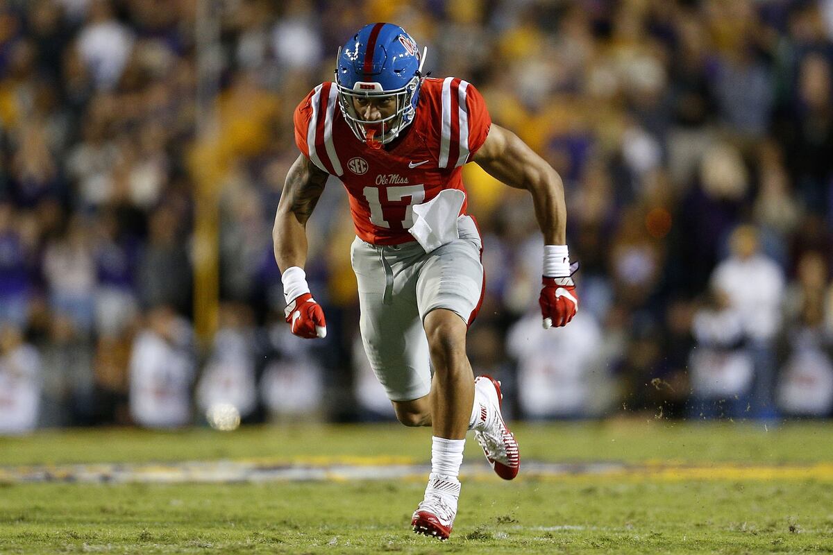 Evan Engram Agrees to Rookie Contract with New York Giants | News ...