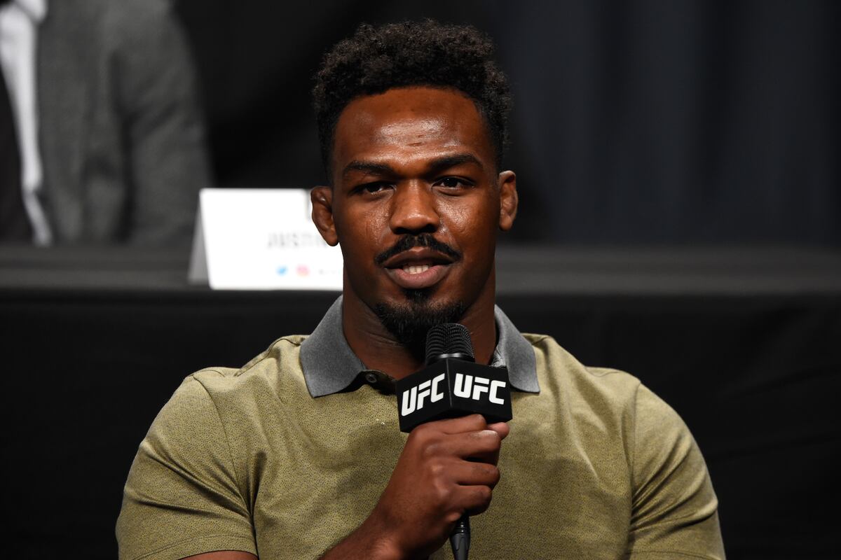 Jon Jones Says He Beat Daniel Cormier at UFC 182 After a 'Weekend of ...