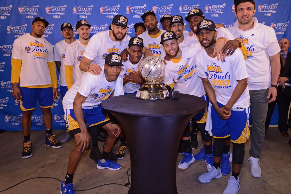 Golden State Warriors Make History in Sweep of San Antonio Spurs | News ...