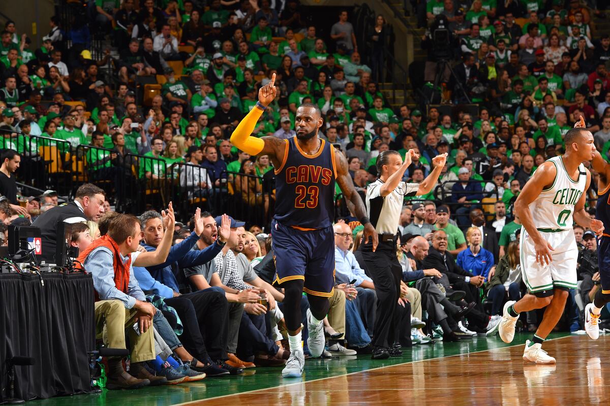 Lebron James Passes Michael Jordan For Most Postseason Points In Nba