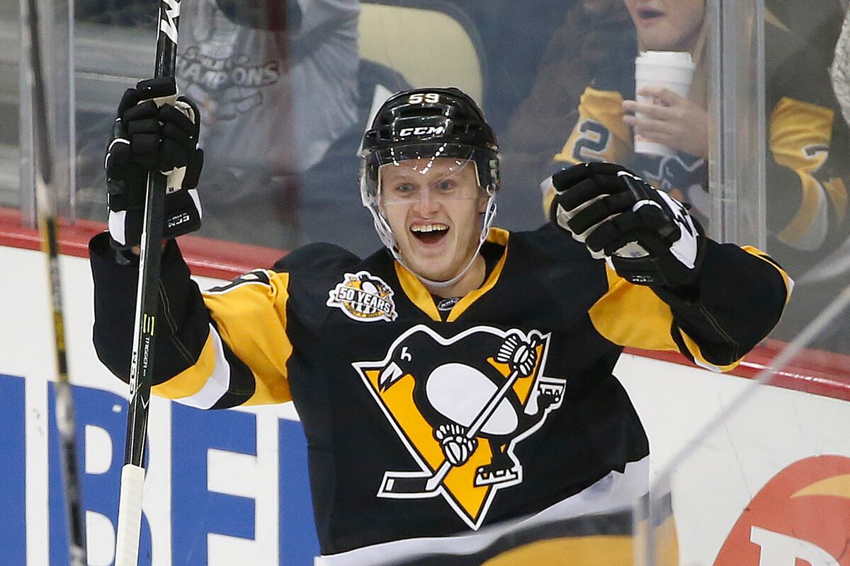 How Penguins Rookie Jake Guentzel Is Outscoring Sidney Crosby in the ...