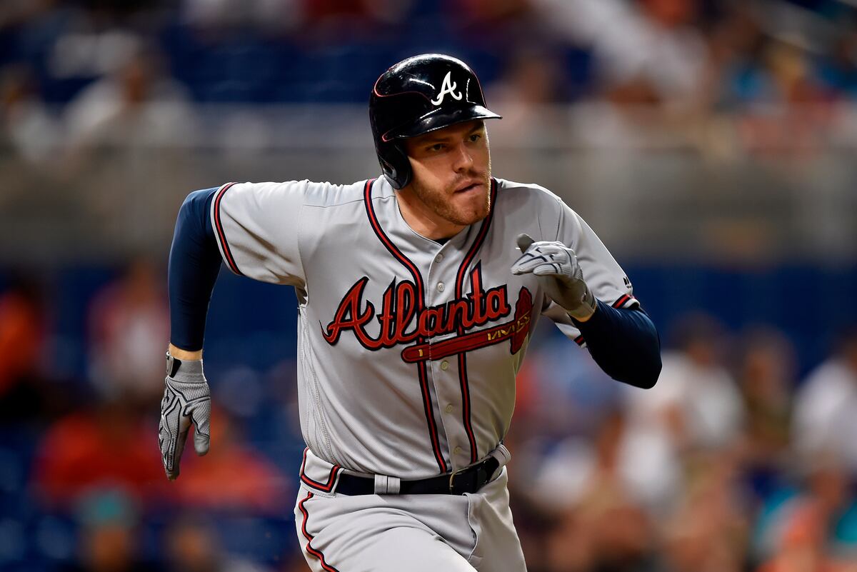 Freddie Freeman Might Play 3B for Braves After Recovering from Wrist ...