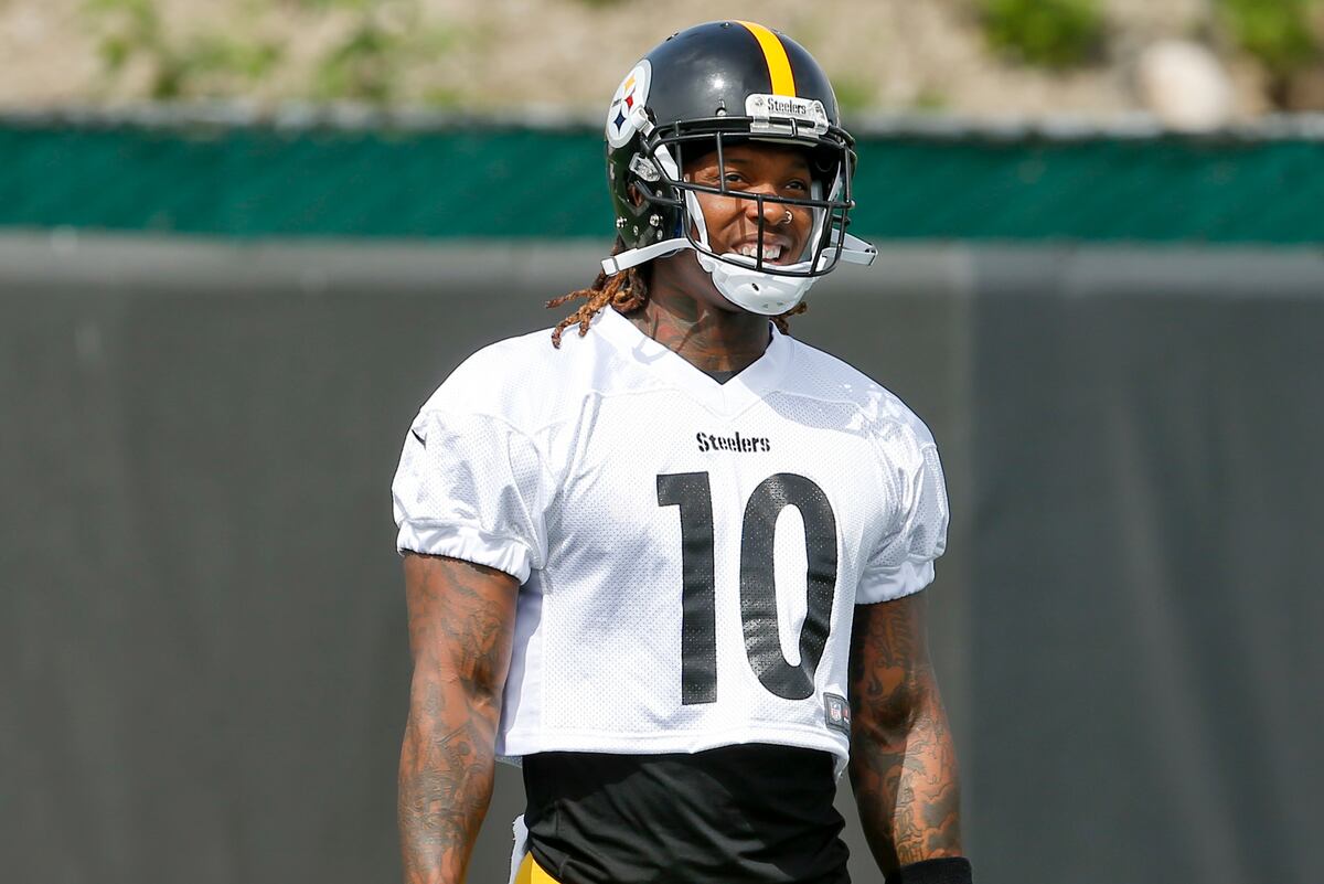 The Biggest Red Flags Heading into NFL Training Camps | News, Scores ...