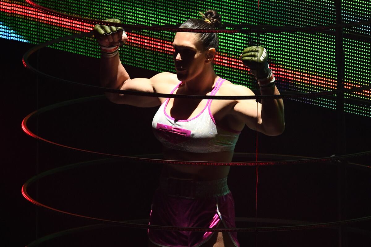 Gabi Garcia's Shootboxing Debut Ends with Controversial Soccer Kick ... Gabi Garcia's Shootboxing Debut Ends with Controversial Soccer Kick ...