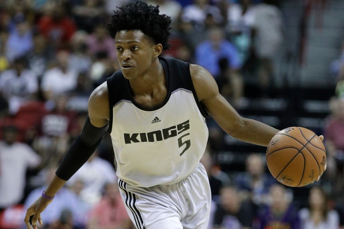 De'Aaron Fox Says 'No One Is Ducking Anybody' After Lonzo Ball's Groin ...