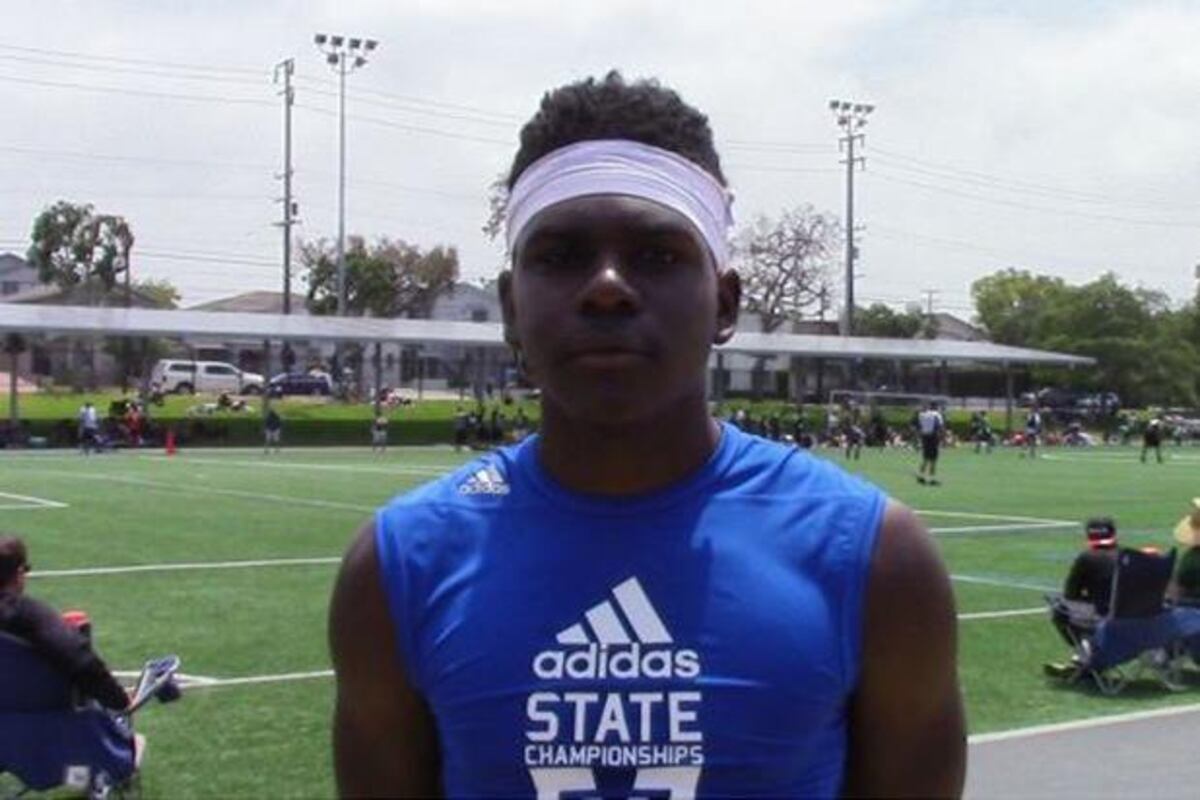 4-Star TE Prospect Michael Ezeike Commits to UCLA over USC and Oregon ...