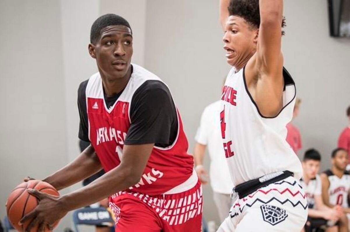 5-Star PF Reggie Perry Commits to Mississippi State After Arkansas ...
