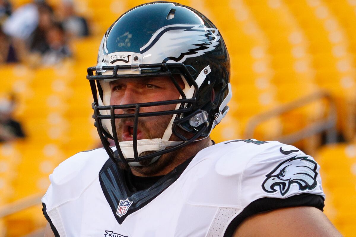 Allen Barbre Released by Philadelphia Eagles After 4 Seasons with Team ...