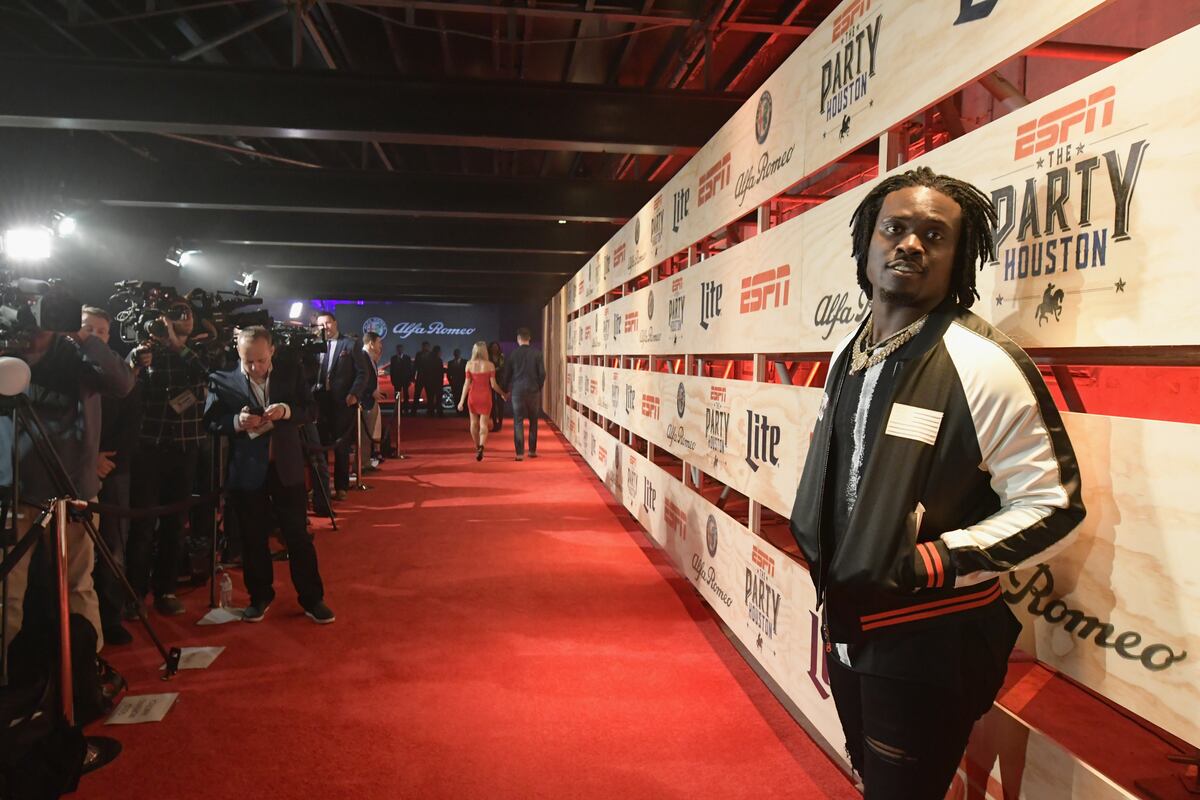 Chargers DE Melvin Ingram Debuts Song 'Nervous' with Rapper Bizzy Crook ...