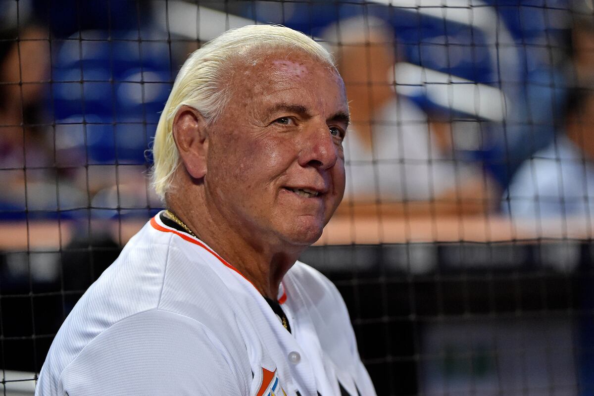'Stone Cold' Steve Austin Says Ric Flair Is Laughing Again Following ...