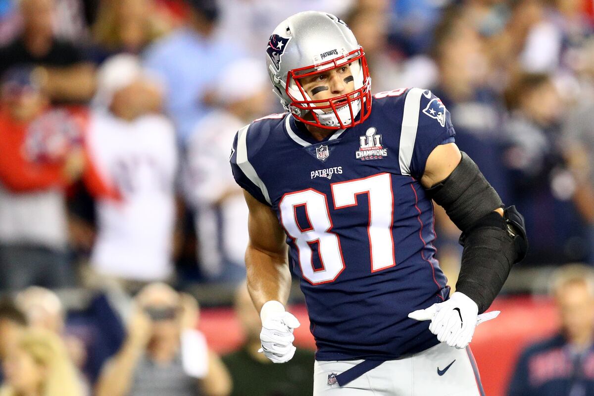 Rob Gronkowski Doesn't Blame Defensive Backs for Physical Coverage ...