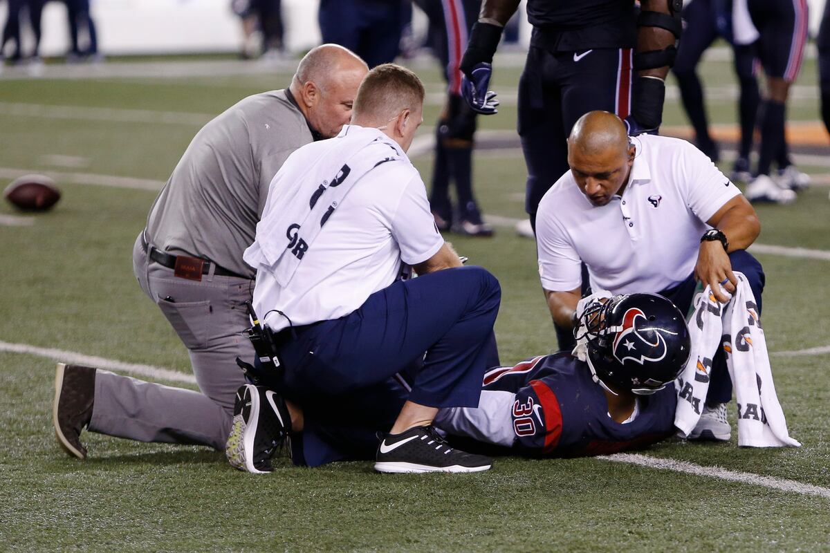 Kevin Johnson Reportedly Will Miss 4-6 Weeks with Knee Injury | News ...