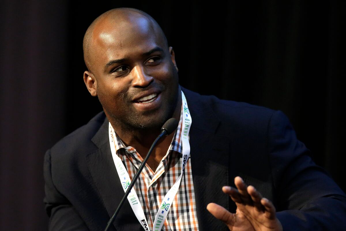 Ricky Williams Arrested on Outstanding Traffic Warrants | News, Scores ...