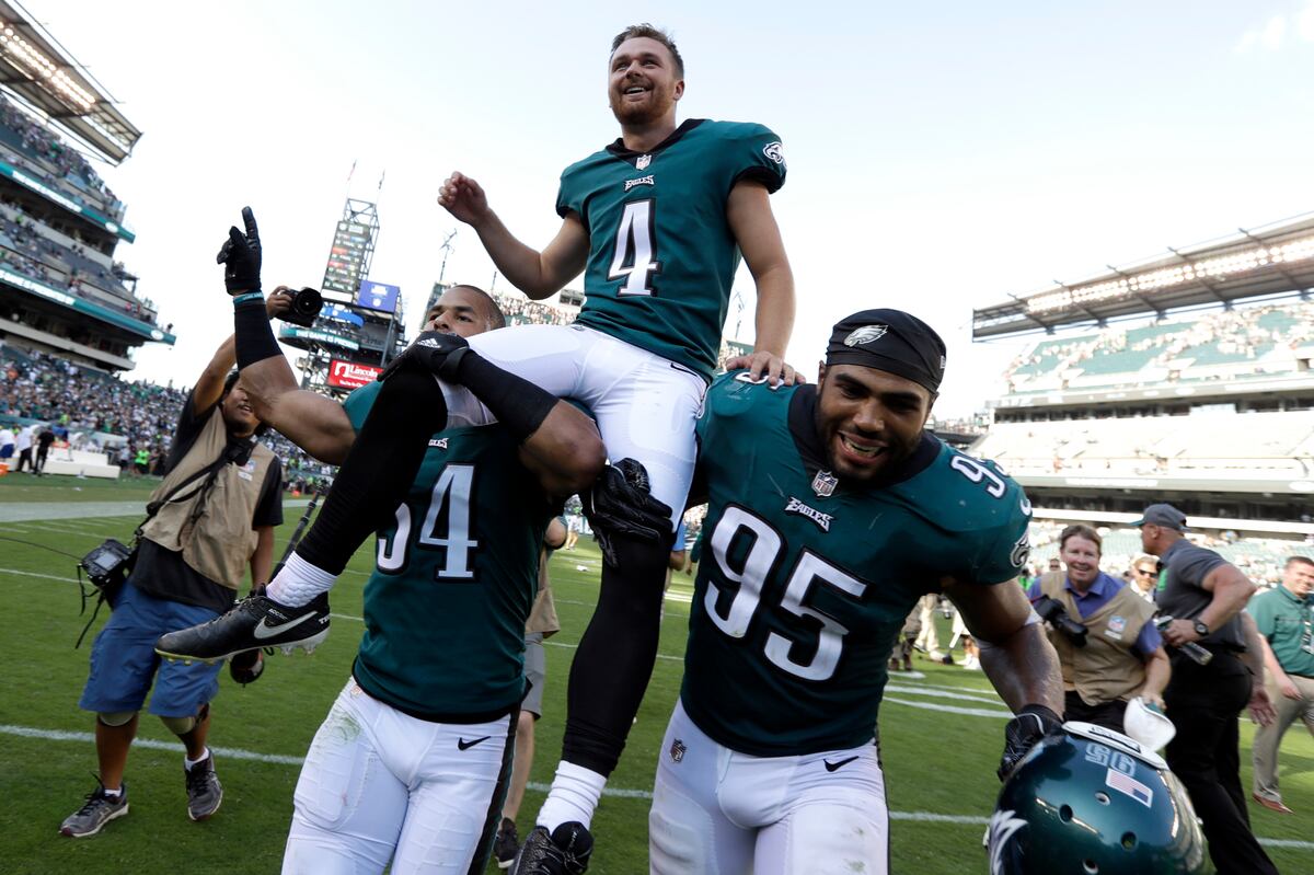 Eagles' Miracle Game-Winning Play Sparks Moment of Unity on Divisive ...