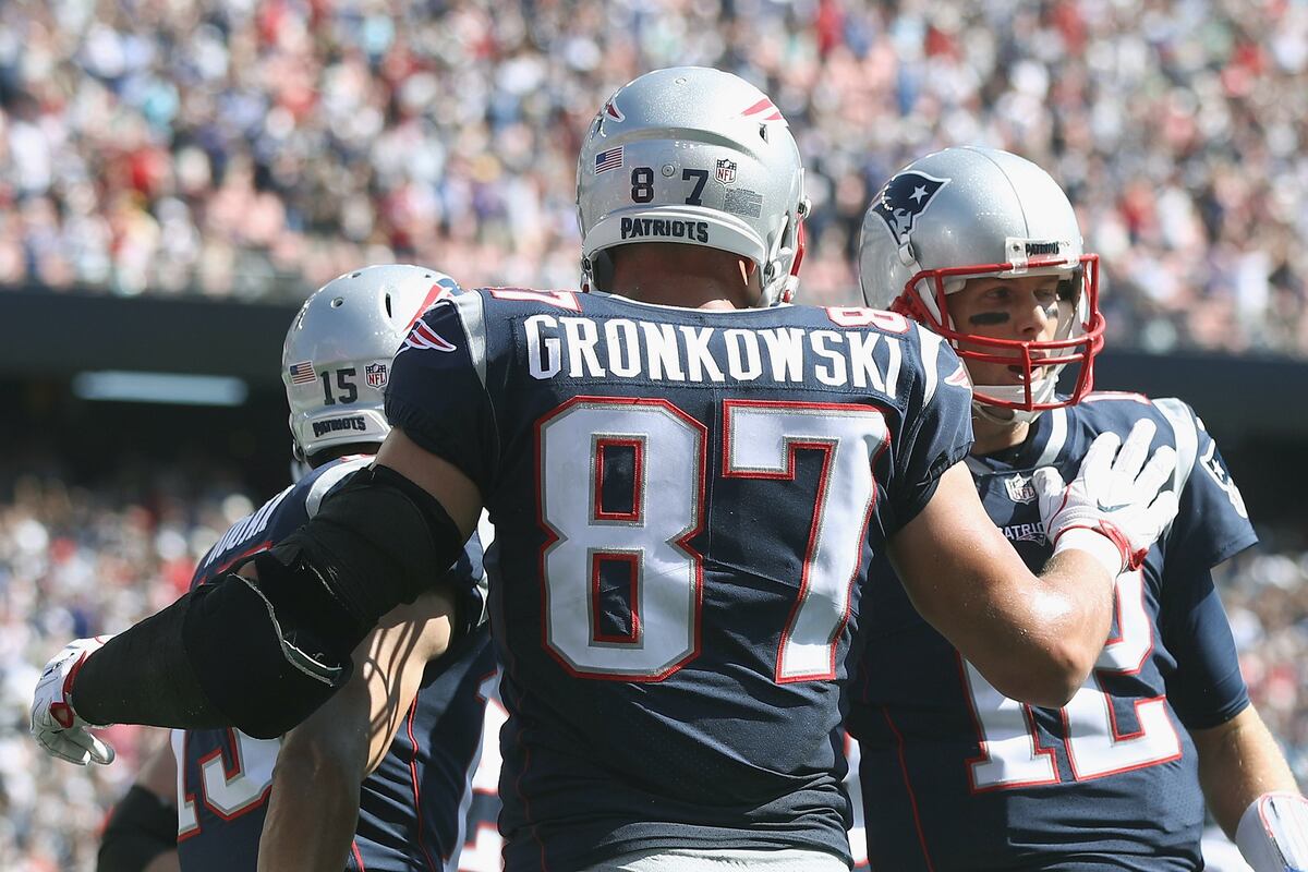 Rob Gronkowski Becomes 5th-Fastest to 70 Receiving Touchdowns | News ...