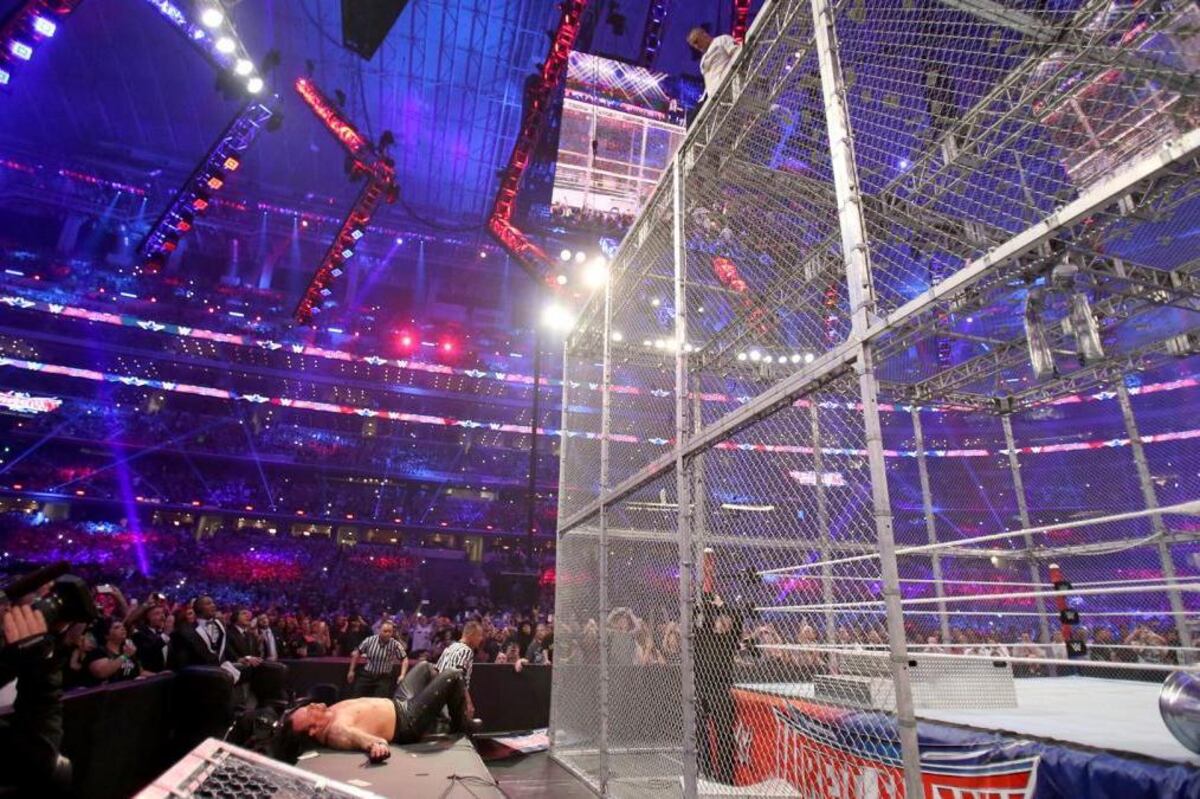 WWE Hell in a Cell 2017: Shane McMahon's Jump and the Best Hell in a ...