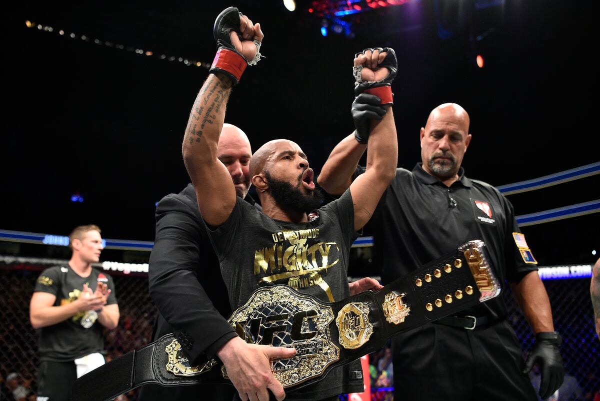 Demetrious Johnson Is Longest-Reigning Champ in UFC History with Win vs ...